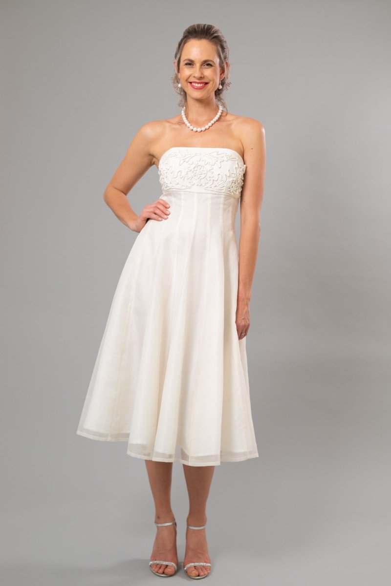 Jasmine Lace Dress - For the Understated Bride – Living Silk
